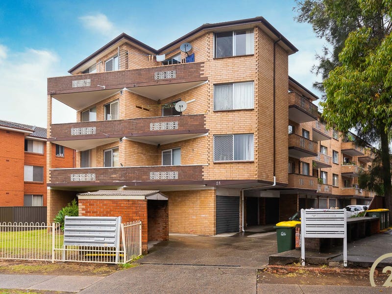 4/51 Hamilton Road, Fairfield, NSW 2165 - Property Details