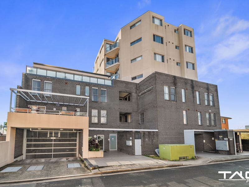 18/4 Peace Lane, Parramatta, NSW 2150 - Property Details