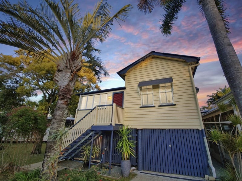 17 Bamford Street, Sandgate, Qld 4017 - Property Details