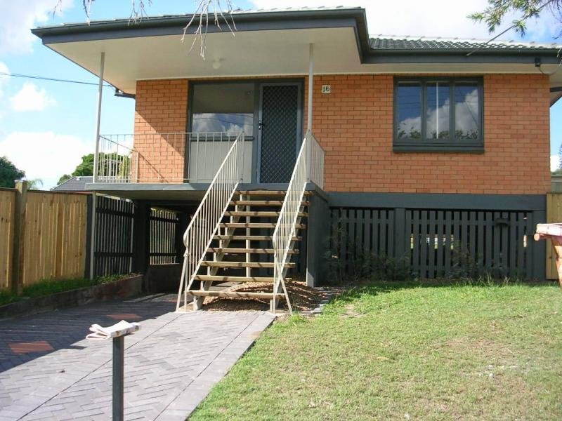16 Kolonga Street, Woodridge, Qld 4114 - Property Details