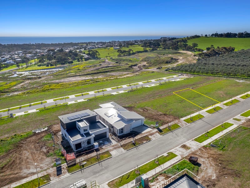 Real Estate & Property for Sale in Waurn Ponds, VIC 3216 (+1 location ...