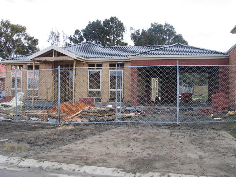 4 Harmony Court, Roxburgh Park, VIC 3064 - realestate.com.au