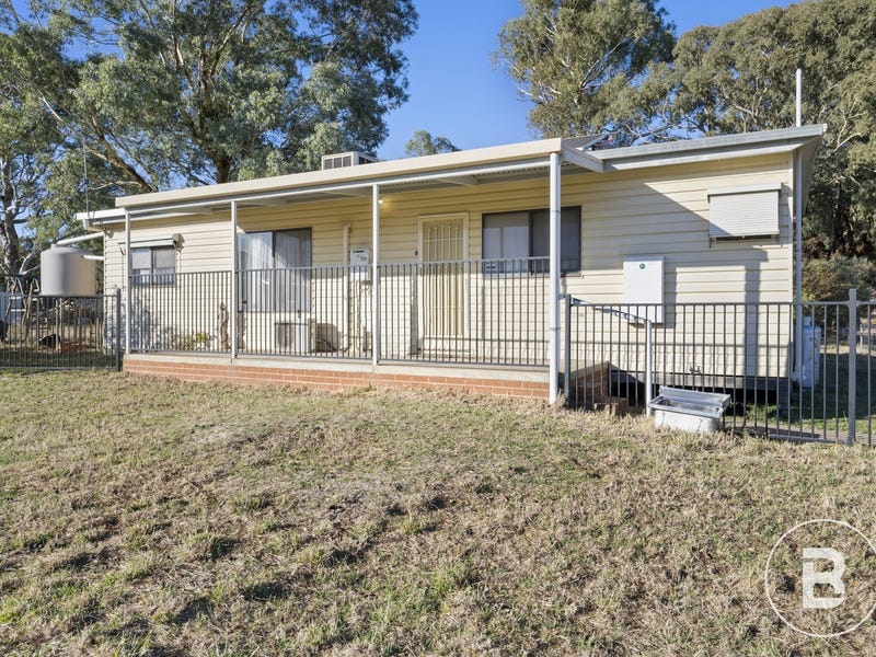 17 Perrys Road, Redbank, Vic 3477 - Property Details