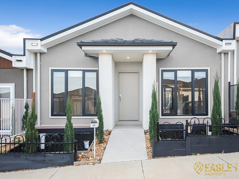 Real Estate & Property for Sale in Clyde North, VIC 3978 (+4 locations ...