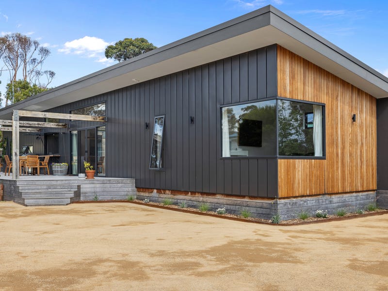 47 Tulloch Street, Dalyston, Vic 3992 - Property Details