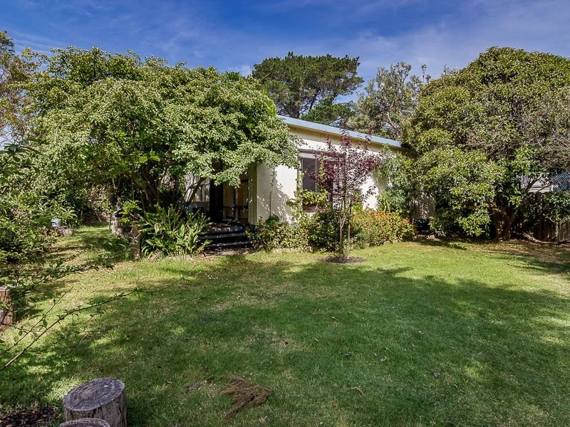 111 RED ROCKS ROAD, Cowes, Vic 3922 - Property Details
