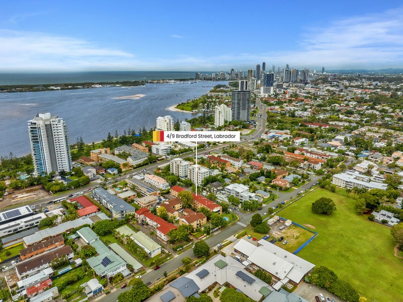 4/9 Bradford Street, Labrador, Qld 4215 - Property Details