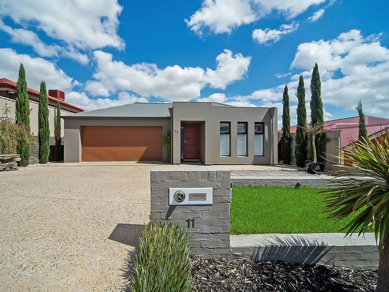 11 Stafford Court, Craigmore, SA 5114 - Property Details