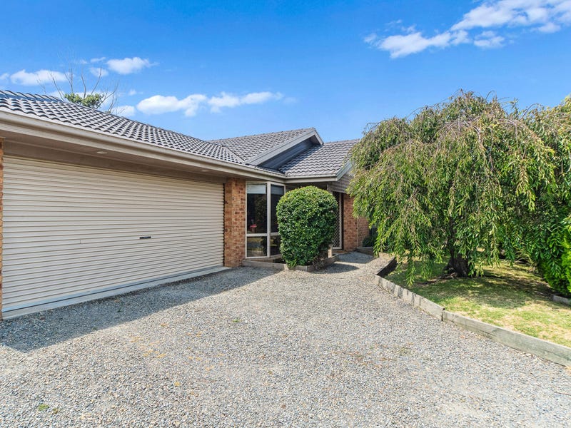 7 Heysen Drive, Skye, Vic 3977 - Property Details