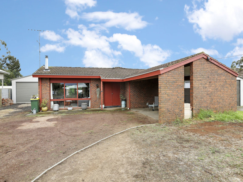 77 Park Street, Inverleigh, Vic 3321 - Property Details