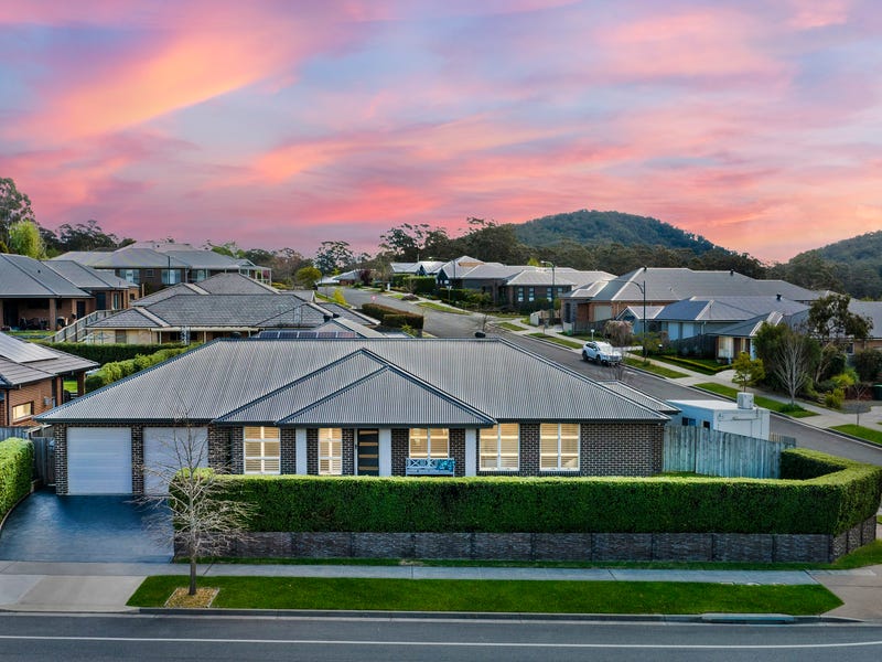 67 Renwick Drive, Renwick, NSW 2575 - realestate.com.au