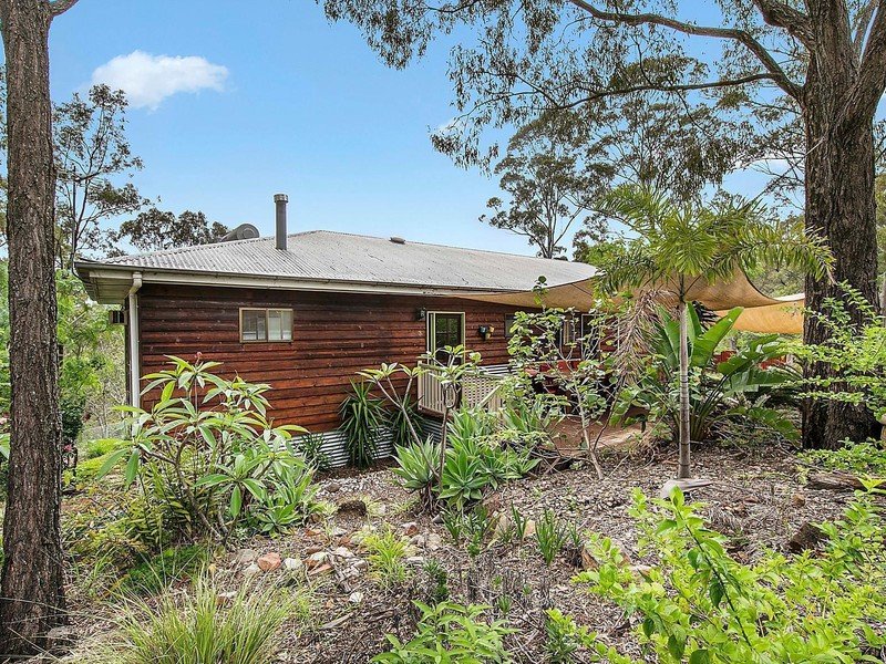 3 Clive Crescent, Withcott, Qld 4352 - Property Details