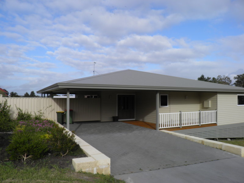 2 RUSSELL RISE, Denmark, WA 6333 - Property Details