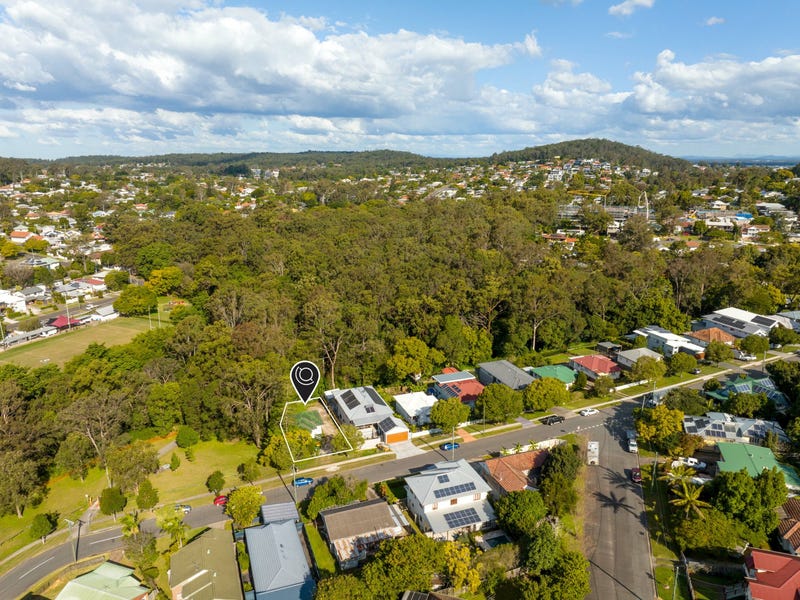 106 Laura Street, Tarragindi, Qld 4121 - Property Details