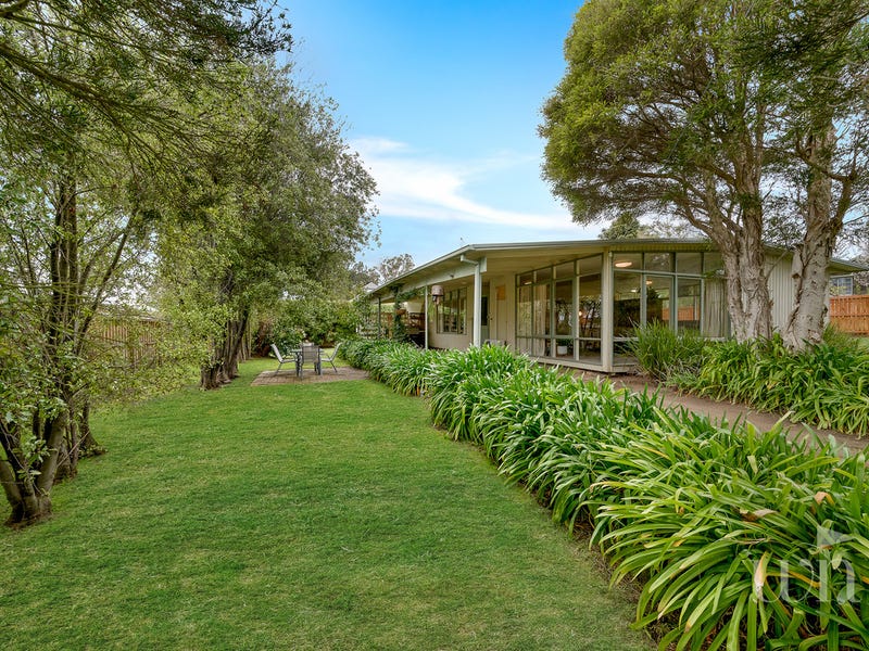 Real Estate & Property for Sale in 1 Balcombe Dr, Mount Martha, VIC ...