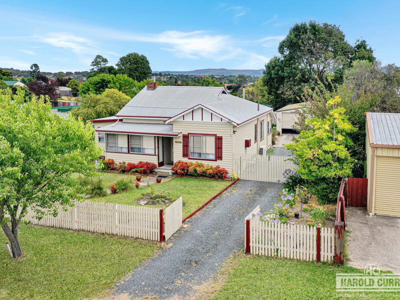 48 Clive Street, Tenterfield, NSW 2372 - Property Details