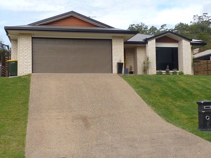 7 Larcom Rise, West Gladstone, QLD 4680 - realestate.com.au