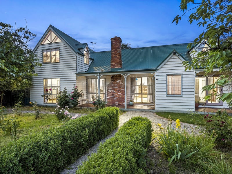11 Rose Bvd, Lancefield, Vic 3435 - Property Details