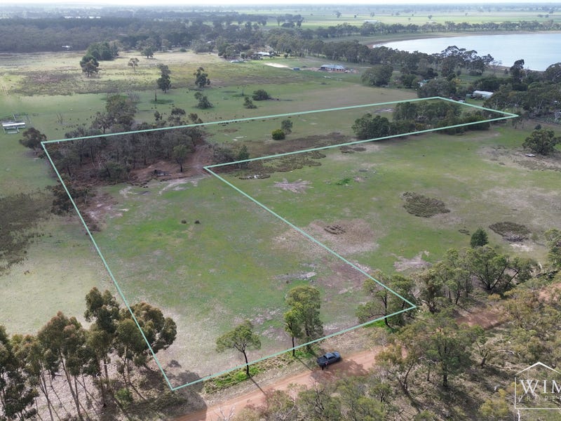 10 Yallakar Street, Edenhope, Vic 3318 - Lifestyle for Sale ...