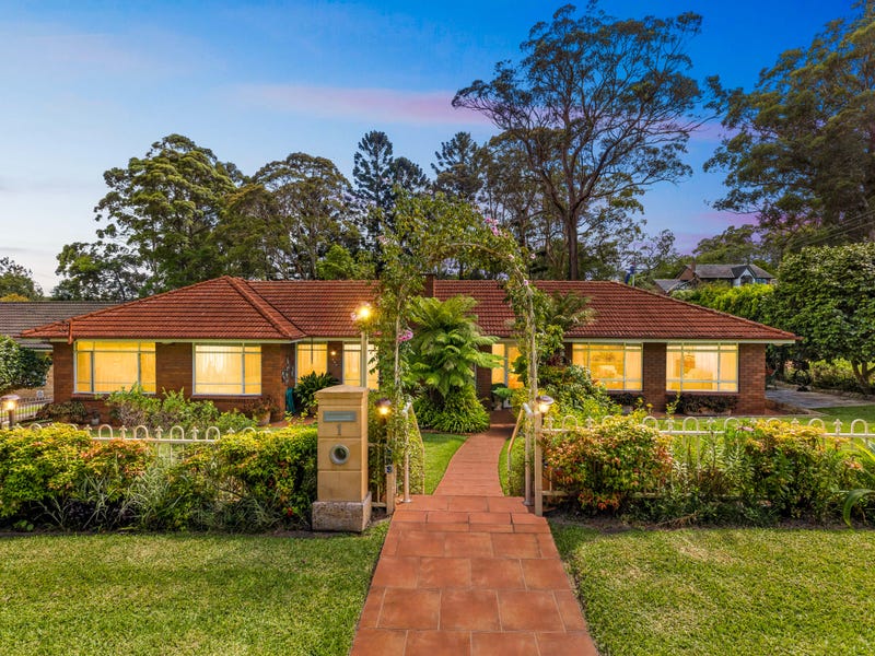 1 Gwydir Avenue, Turramurra, NSW 2074 - Property Details