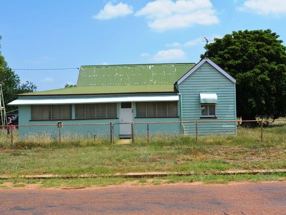 38 Hawthorn Street, Blackall, Qld 4472 - Property Details