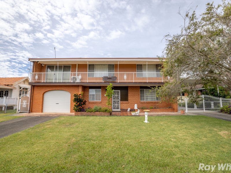 4 Maneela Street, Forster, NSW 2428 - Property Details