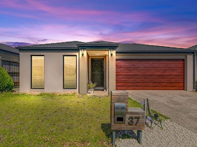 37 George Frederick Road, Cranbourne West, VIC 3977 - realestate.com.au