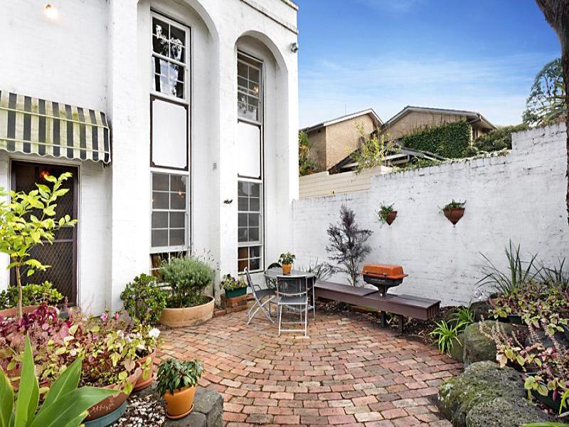 1/33 Foley Street, Kew, Vic 3101 - Property Details