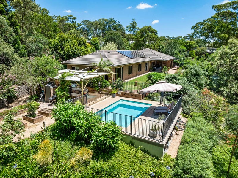 4 Jackson Close, Highfields, Qld 4352 - Property Details