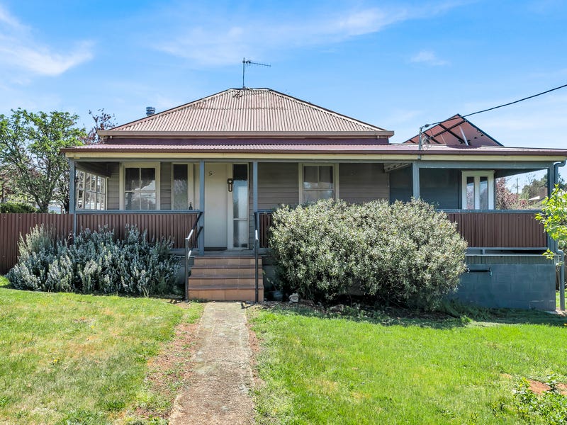 5 Druitt Street, Adaminaby, NSW 2629 - Property Details