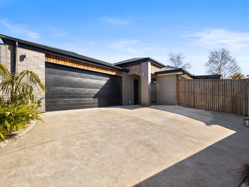 3/4 Anthony Court, Korumburra, Vic 3950 - Property Details