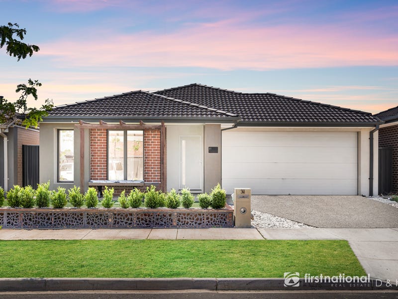 31 Knebworth Drive, Strathtulloh, Vic 3338 - Property Details