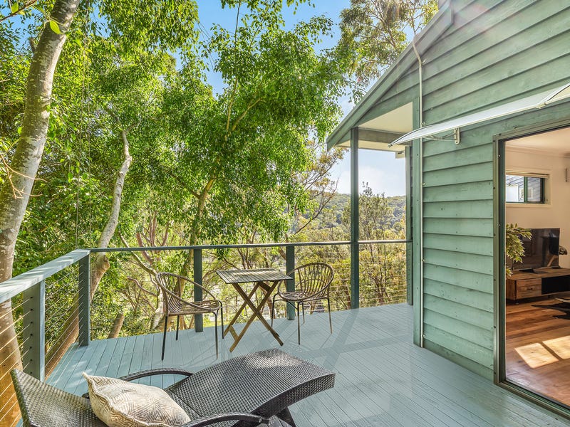 18 Sublime Point Avenue, Tascott, NSW 2250 - Property Details