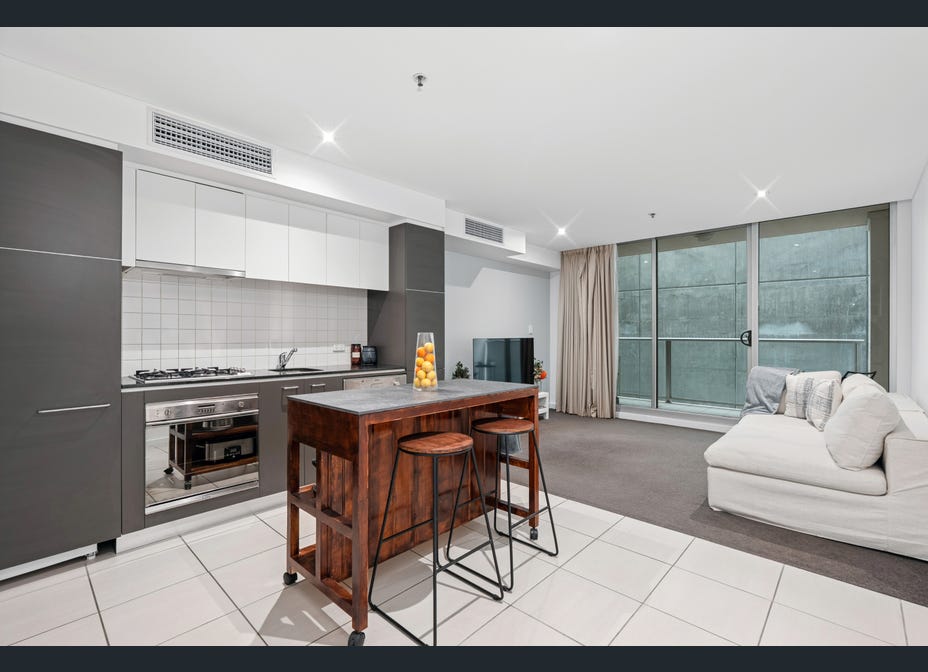 [COM] 98-100 North Terrace | 79m | 23 Levels | Little National Hotel ...